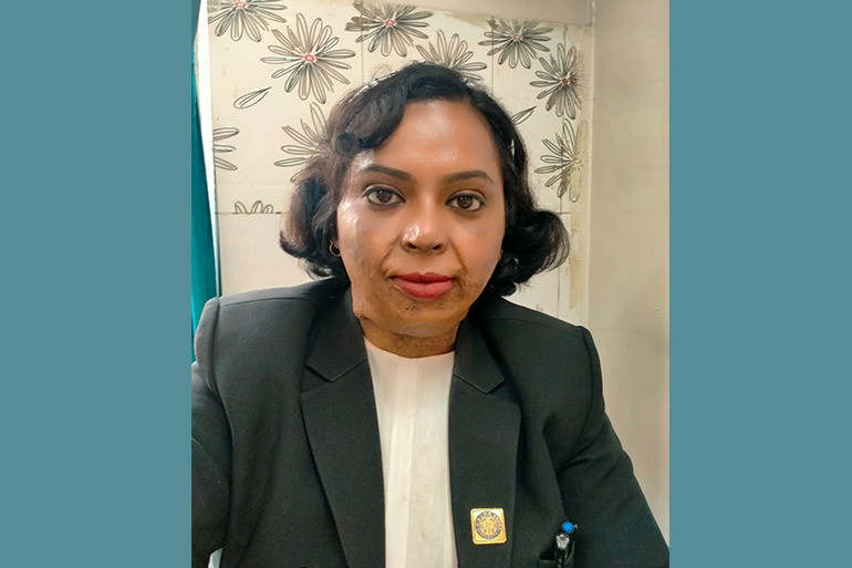 ডালিয়া সাহা : ‘সমাজের’ পোড়া দাগ, কুকথা যার স্বপ্নের উড়ানে বাধা হতে ...