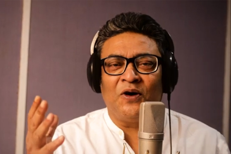 ‘অন্যরকম’ দুর্গাপুজোর গান গাইলেন ইন্দ্রনীল সেন