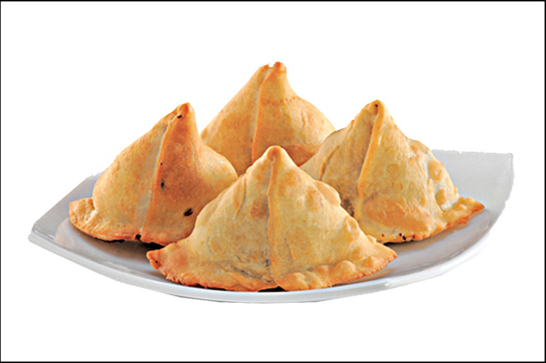 তিনটে শিং চাখলেই মন ফুরফুরে